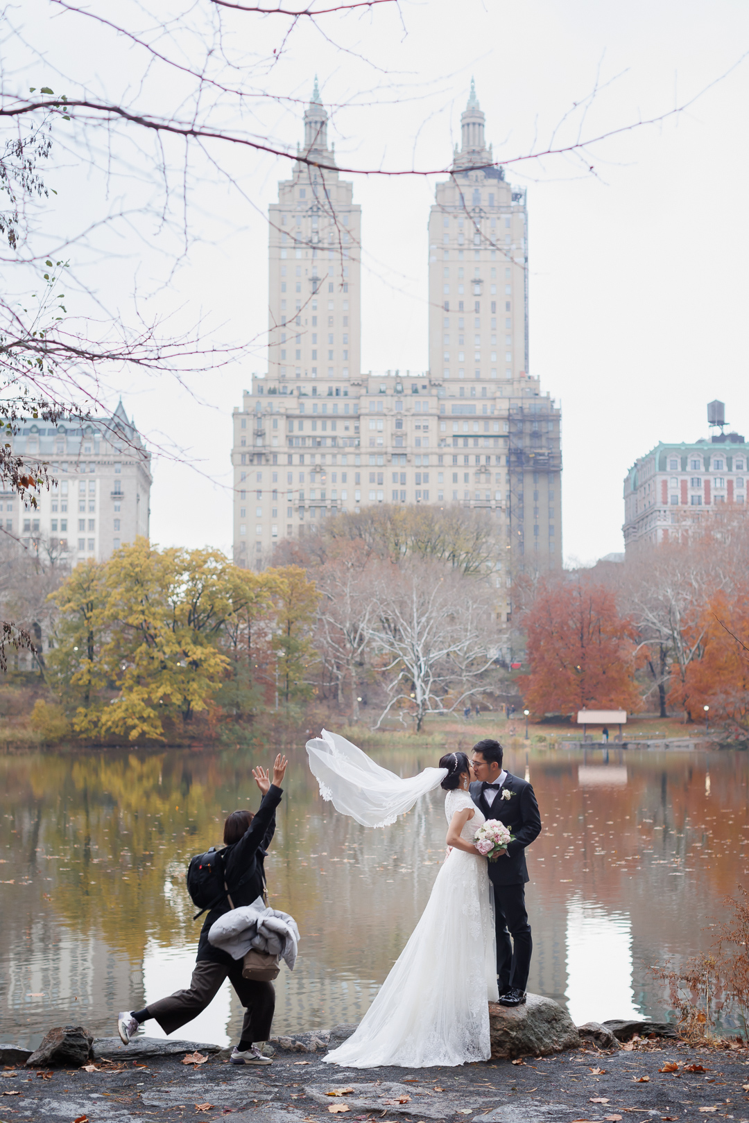 NYでウェディングフォト:グランドセントラル駅で見つけたクリスマス | ニューヨーク前撮りフォトウェディング | HIROKO photography